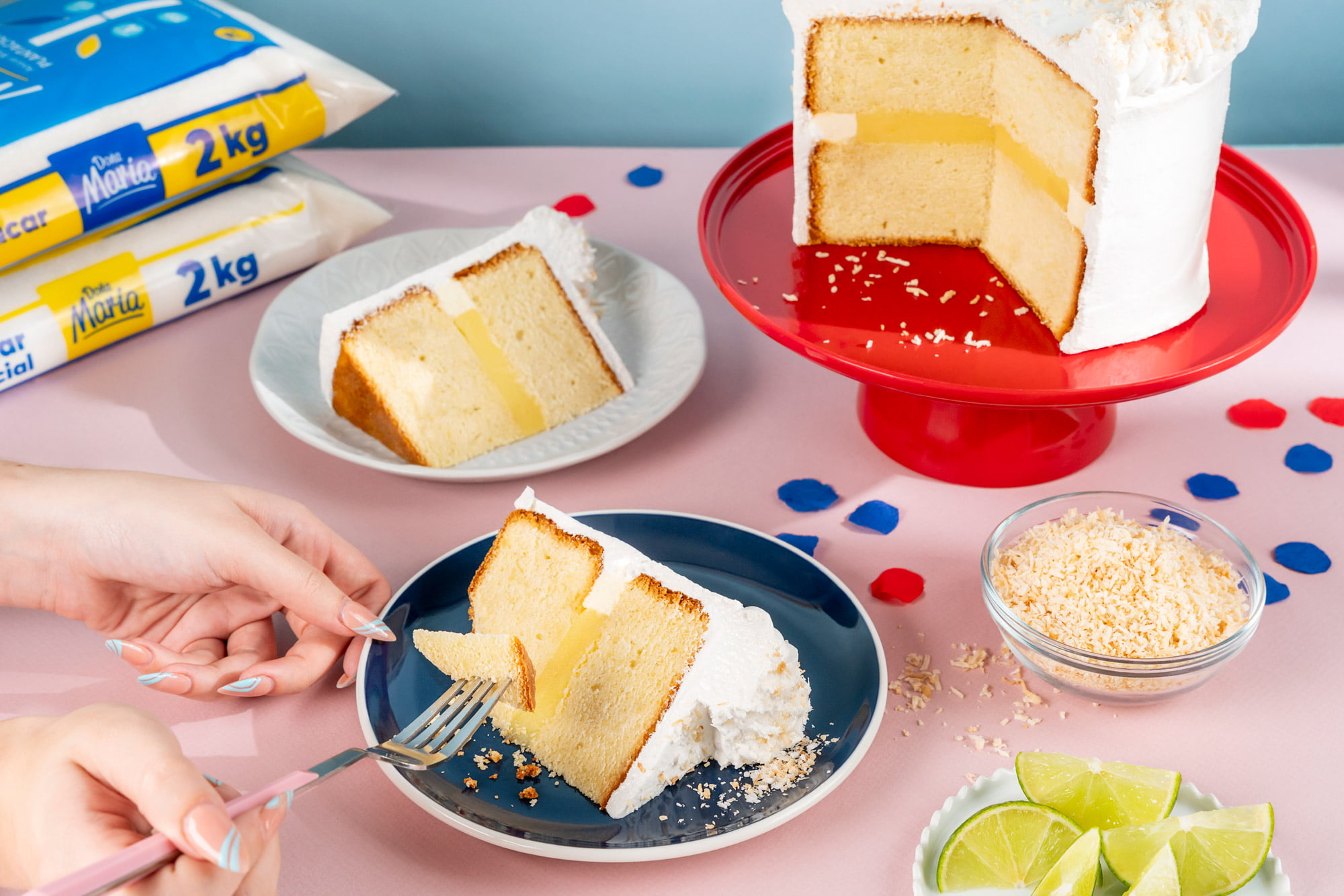 Queque de coco relleno de limón - Azúcar Doña María