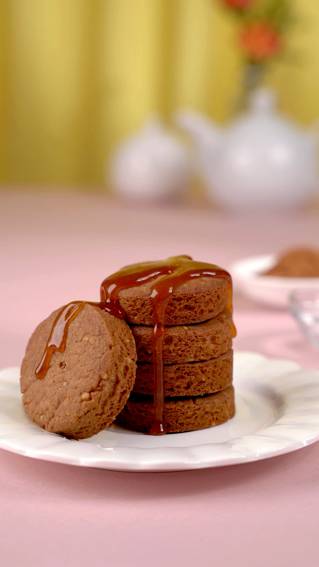 Galleta breton de chocolate con drip de caramelo - Azúcar Doña María