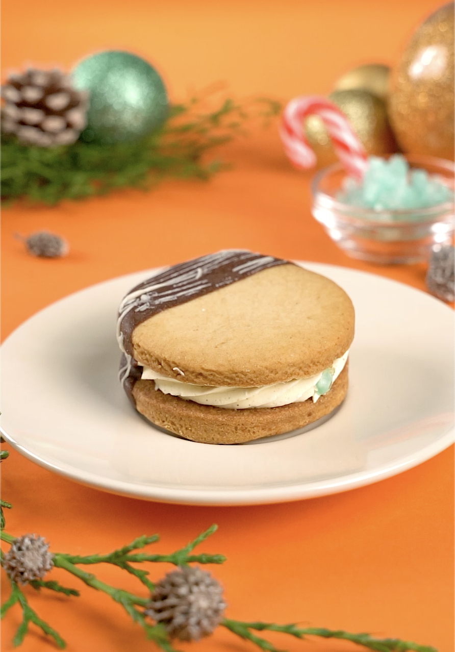 Sandwich de helado de rompope - Azúcar Doña María